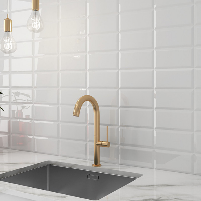 Carnival Colours | Pyro + Echo