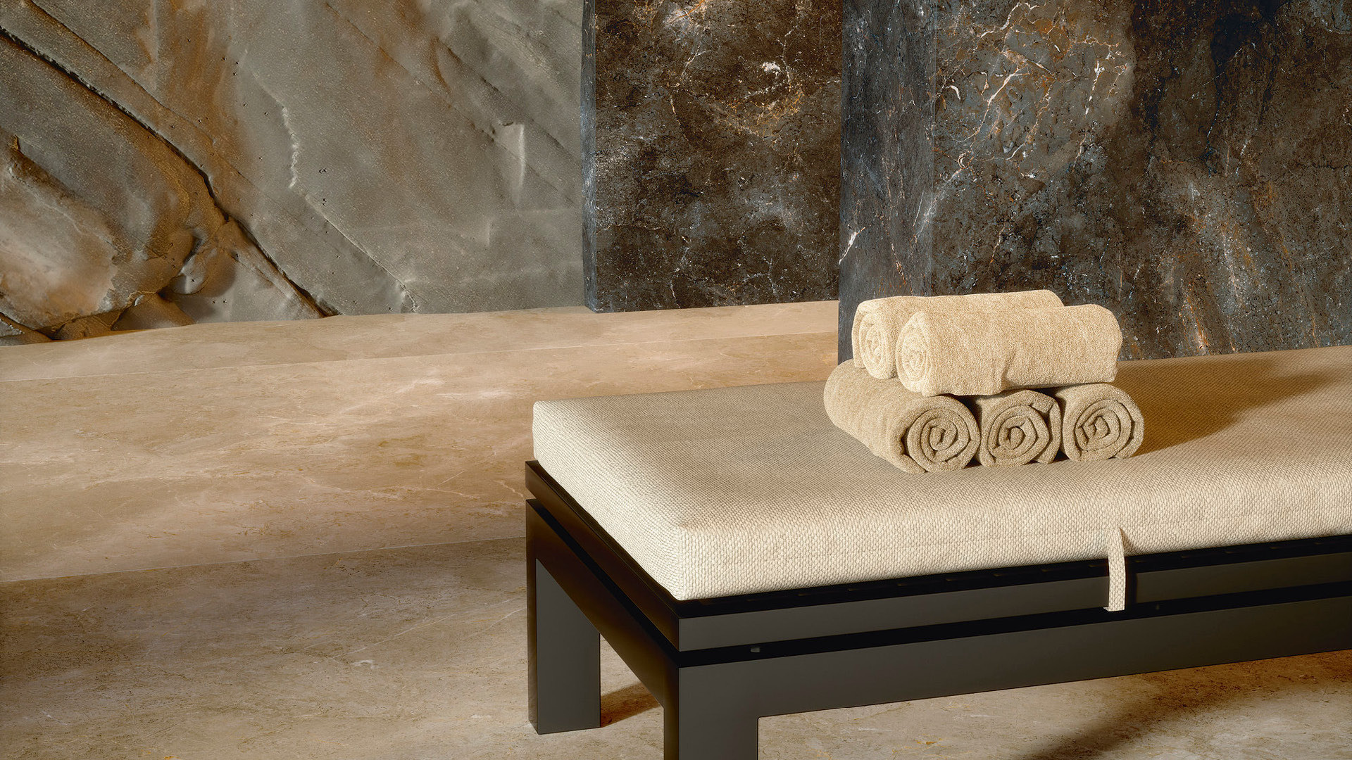 Palladium Grey | Pyro + Echo