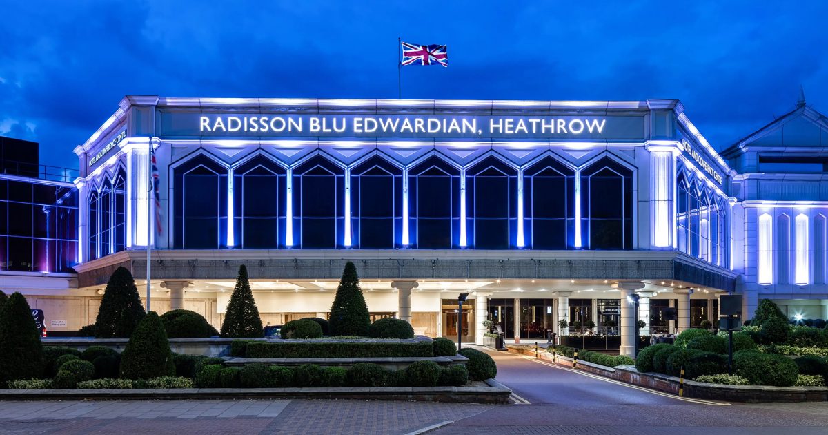 Radisson Blu, London Heathrow | Pyro + Echo